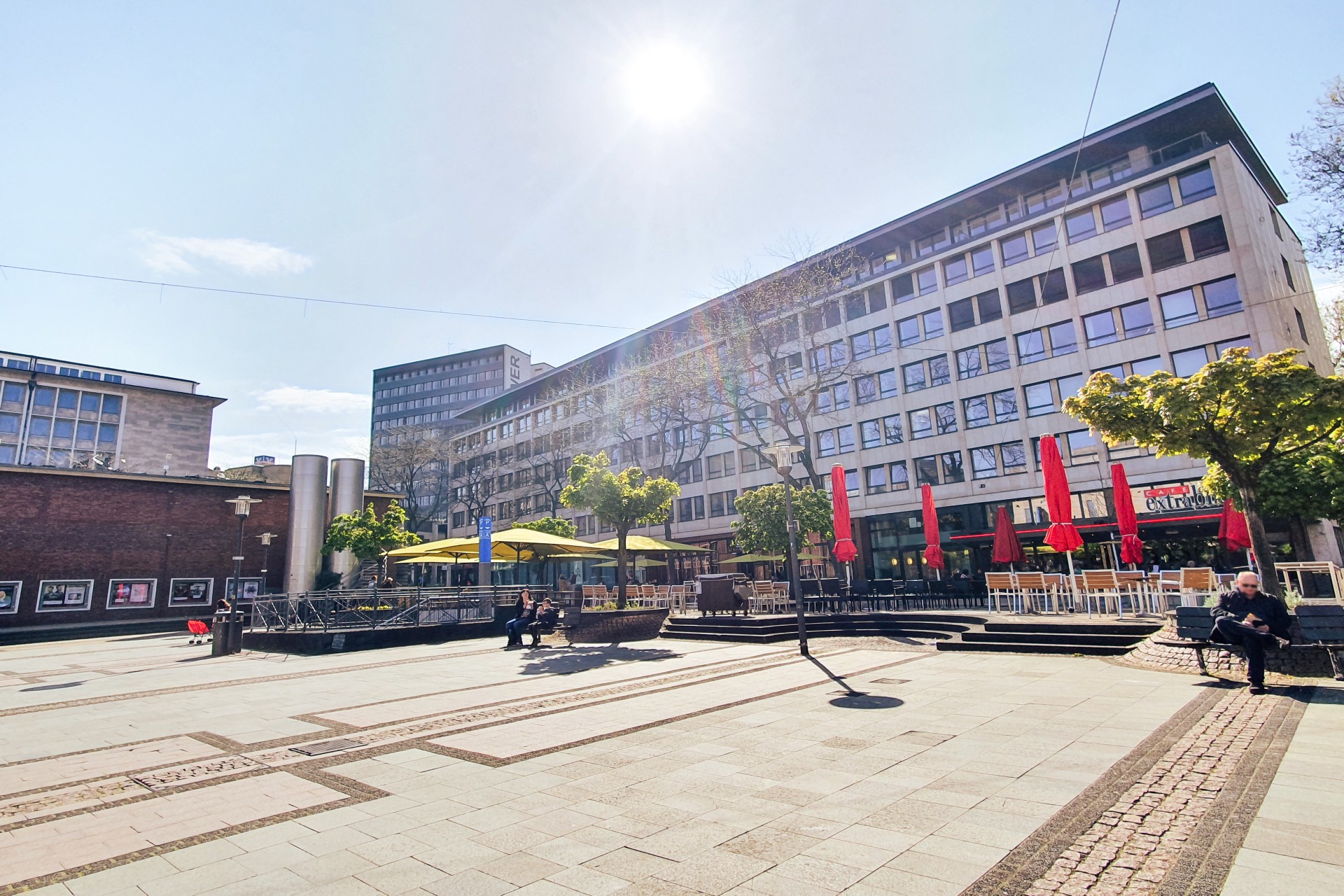 adesso Essen - Im Zentrum der Stadt mit Blick über das Ruhrgebiet
